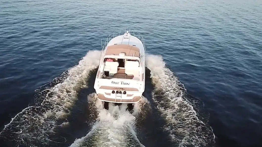 Rent this 40' Sea Ray on Anchor