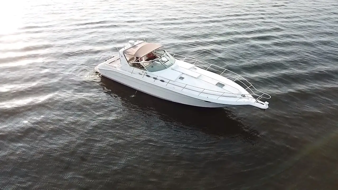 Rent this 40' Sea Ray on Anchor