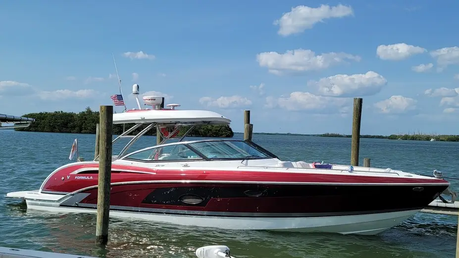 Rent this 38' Formula on Anchor